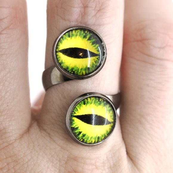 Linda Rae Clark Designs | Jewelry | Green Eyes Rings | Poshmark